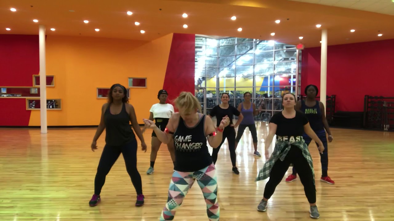 Good Form//Nicki Minaj//Mixxedfit//Fitness Dance - YouTube