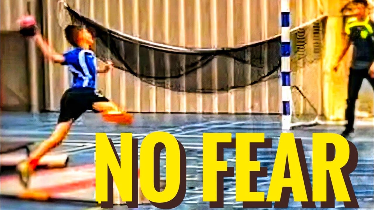 Learning to Fall | Safe Landing Technique for Handball Beginners - YouTube