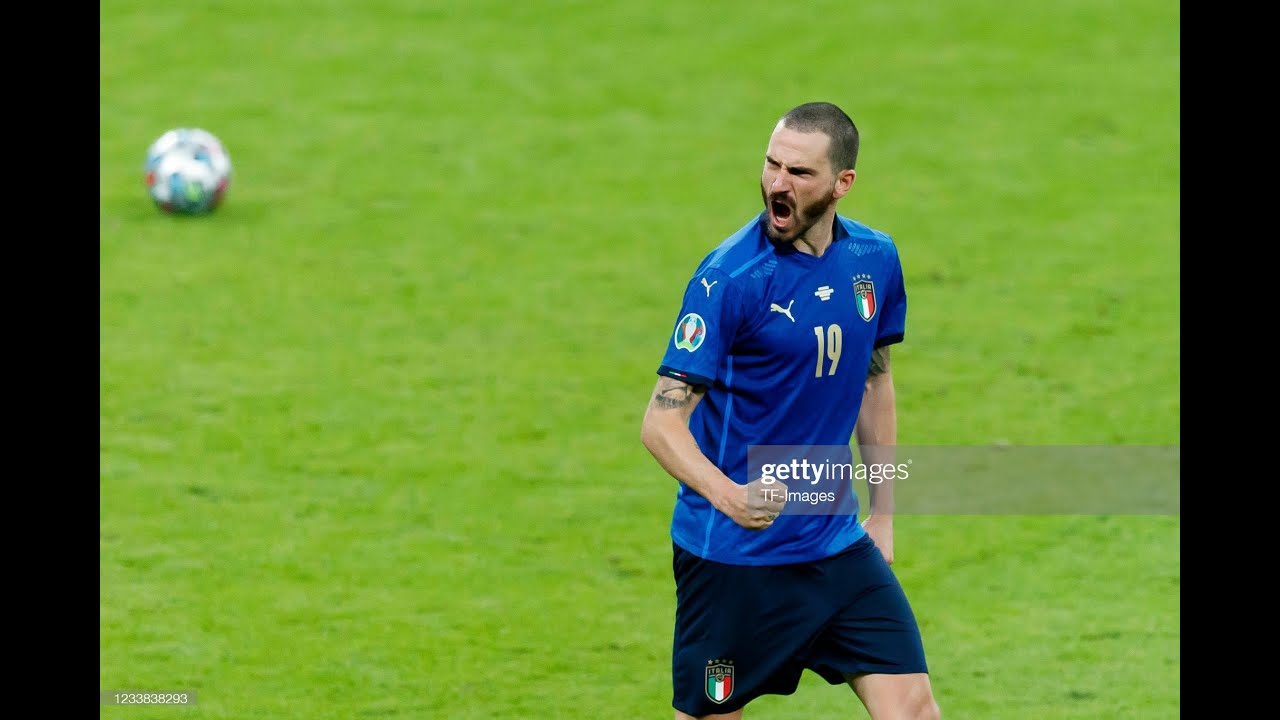 Leonardo Bonucci Goal Italy vs England 1-1 - YouTube