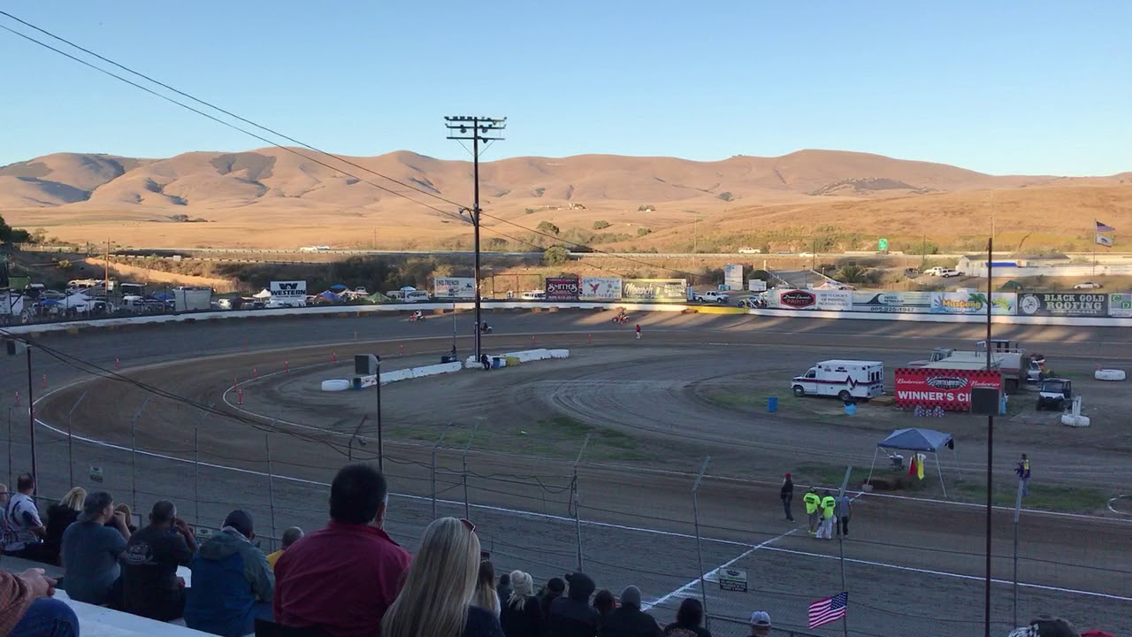 Wyatt Beckman Santa Maria speedway - YouTube