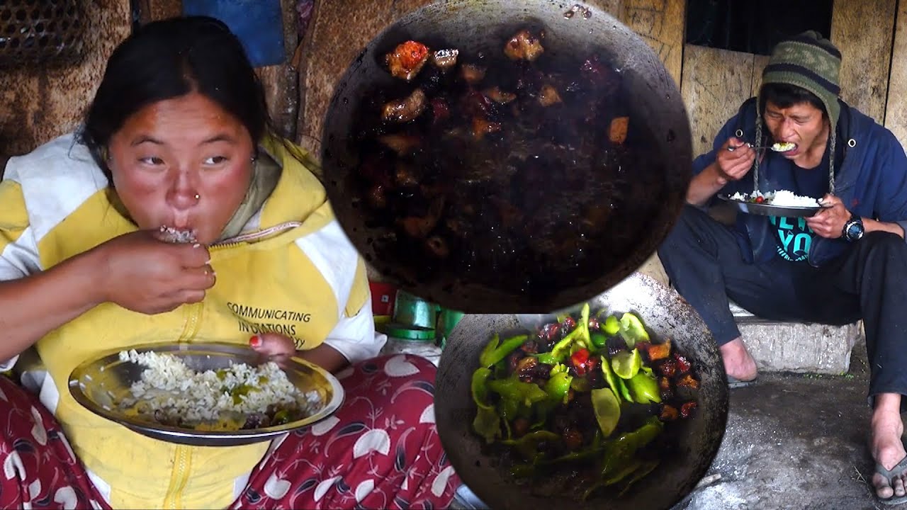 Pork Dry meat and vegetable mix Curry in Village Nepal || Shephards ...
