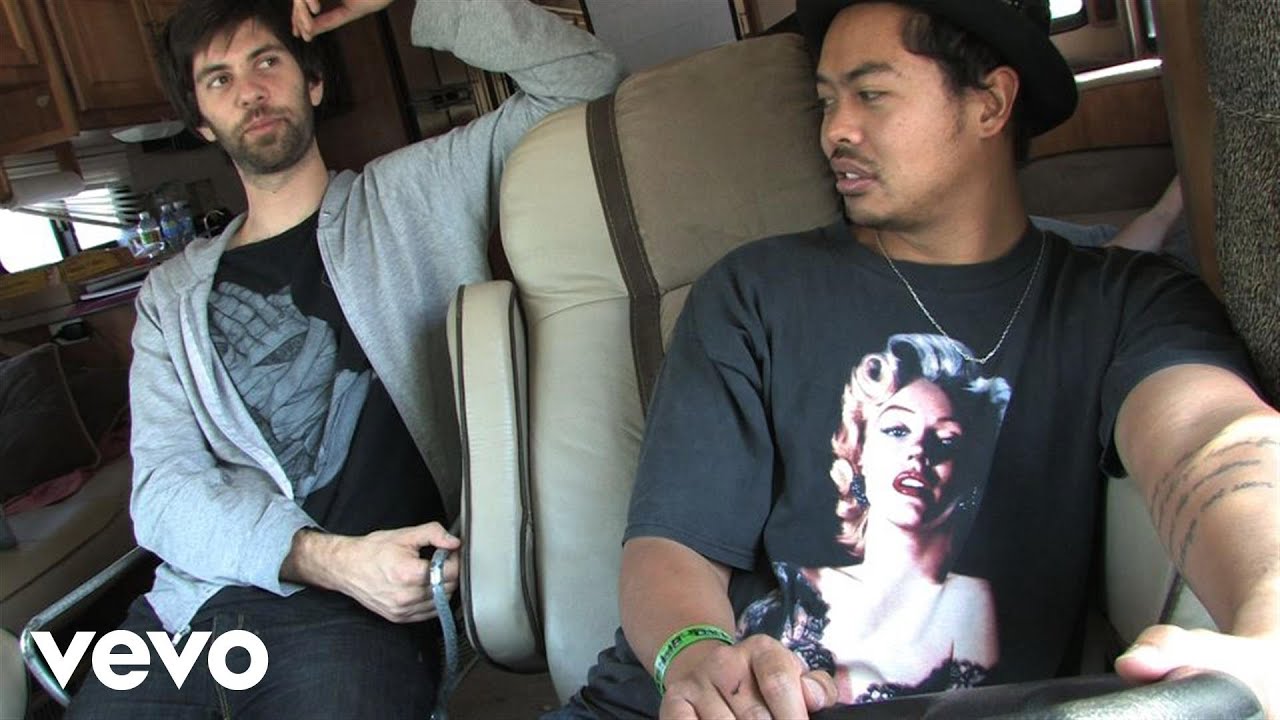 The Temper Trap - Awkward Murders (Interview) - YouTube