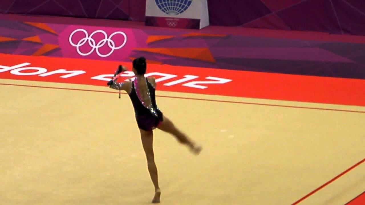 Israeli rythmic gymnast Neta Rivkin in the finals of the London 2012 ...
