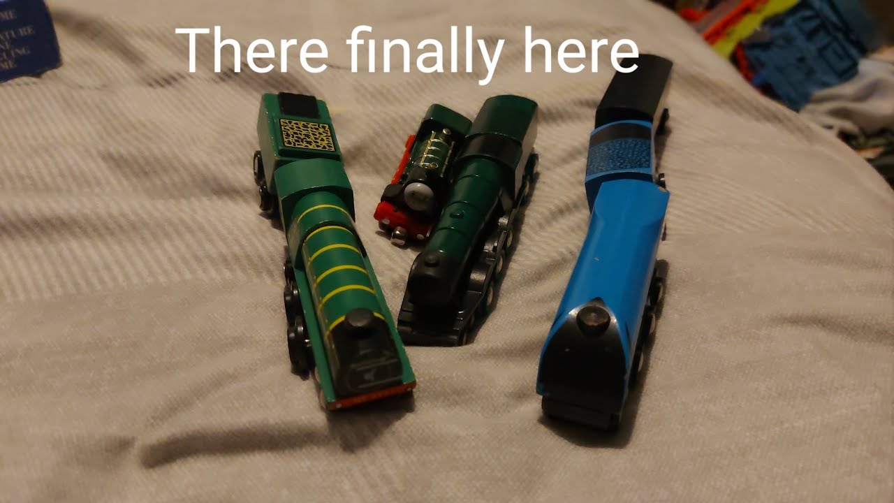 My unboxing review Video on 2 brio engines, 1 bigjigs engine and a ...