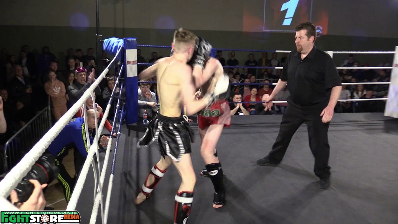 Liam Hand vs Ceilim Gannon - Evolution Fight Night - YouTube