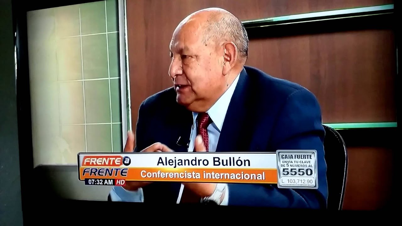 Entrevista al Pr. Alejandro Bullon - YouTube