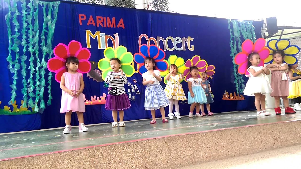 จบซัมเมอร์ กับmini concert ของพี่อายส์ - YouTube