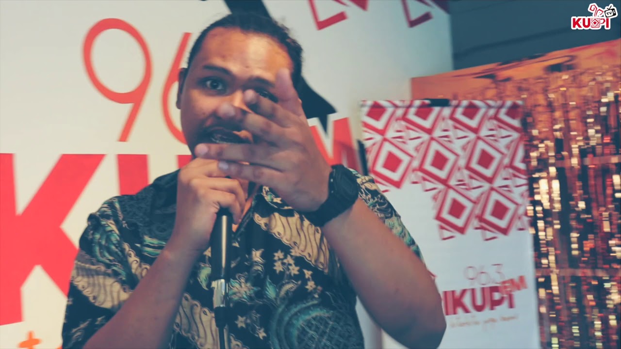 EKSKLUSIF : Tuju K-Clique Freestyle Rap - YouTube