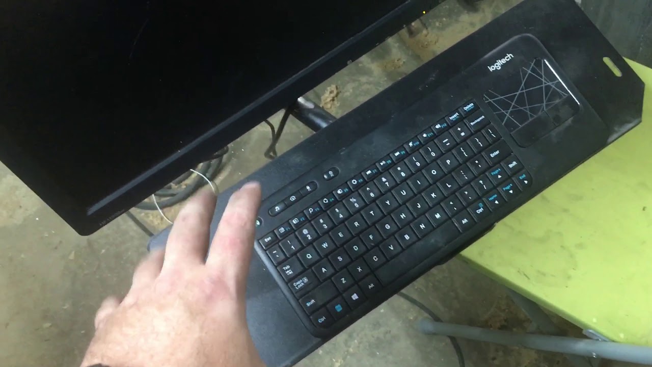 Made a keyboard and monitor stand for the CNC router - YouTube