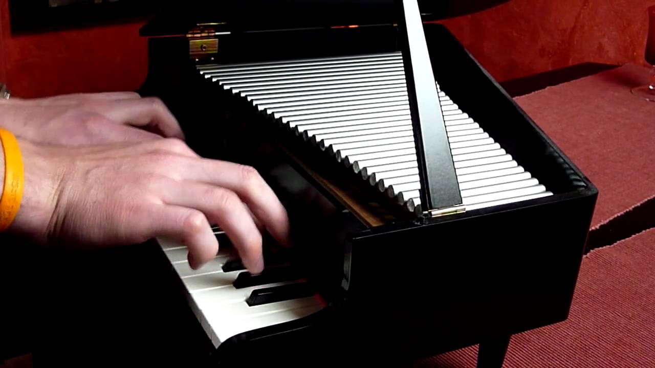 Improvisation auf Mini-Celesta - YouTube