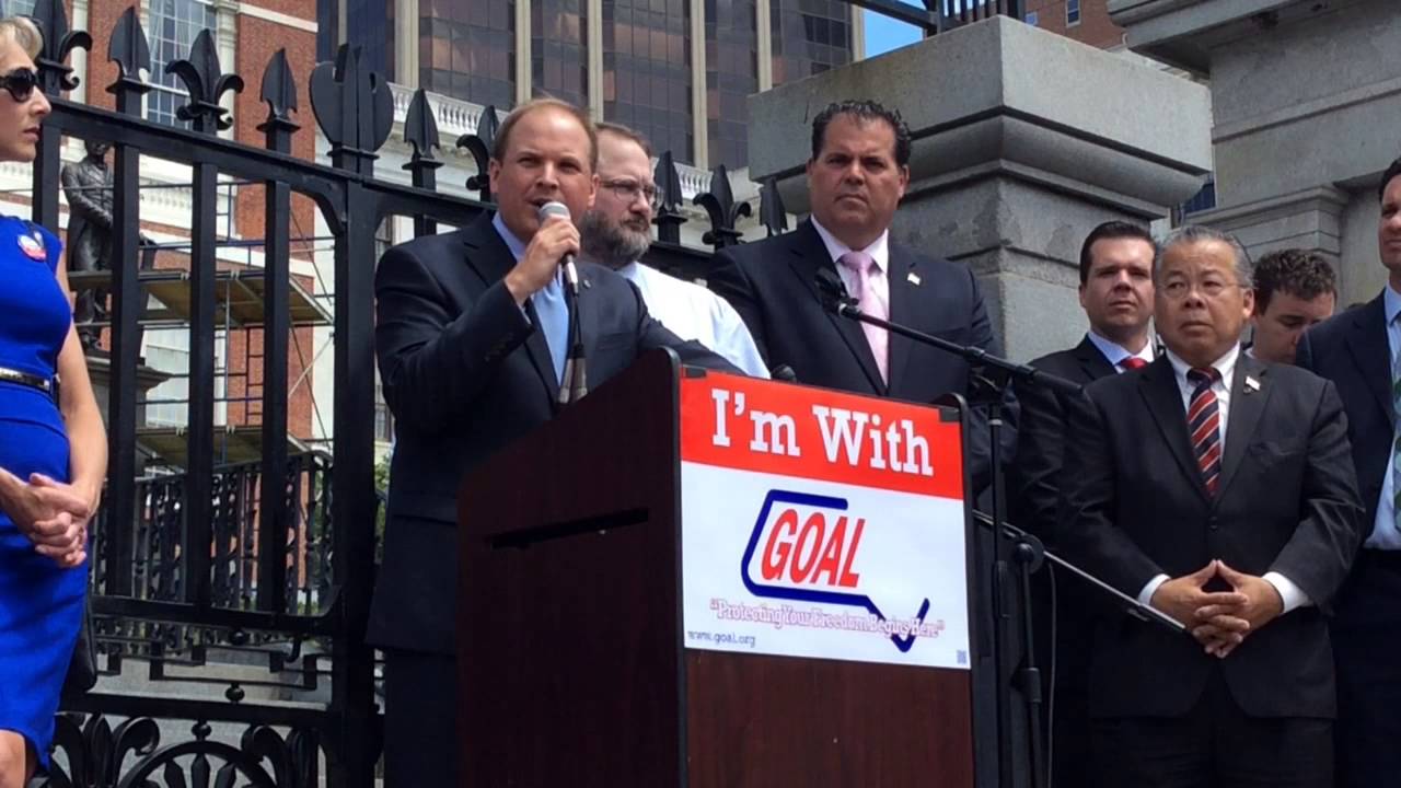 Rep. Todd Smola Speaking at the State House Gun Rally - YouTube