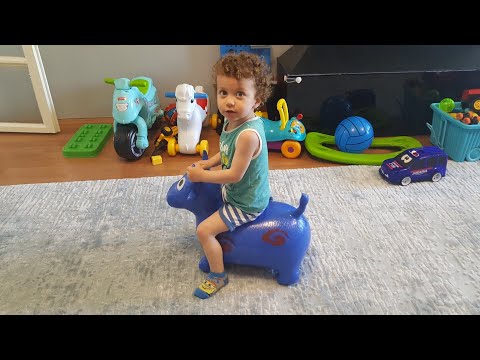 Cesur zıplayan inekle zıp zıp zıplıyor