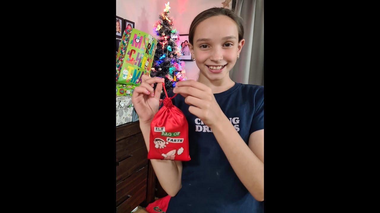 Elf on the shelf with The Presdee Peanuts - YouTube