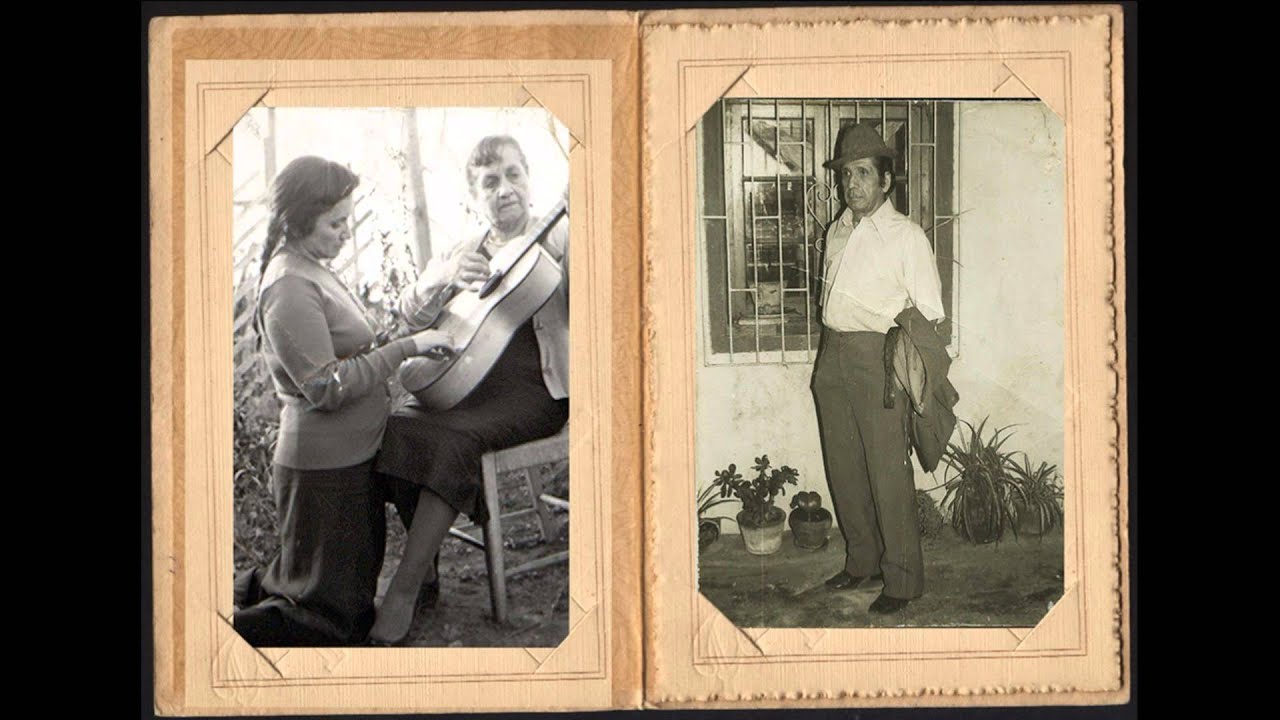 Clarisa Sandoval y Roberto Parra - YouTube