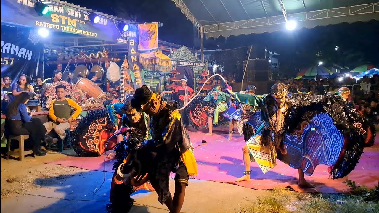 Satrio turonggo mulyo STM perang celeng sampai ndadi ~ sukosewu ...