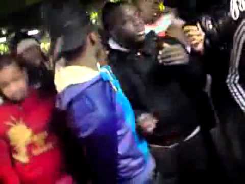 Logobi Clash Noisy' Zoo VS Black 2 Flow - YouTube