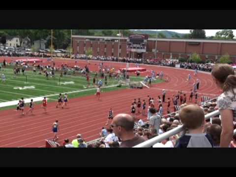 LaCrosse Logan HS State Track Meet (4x8) - YouTube