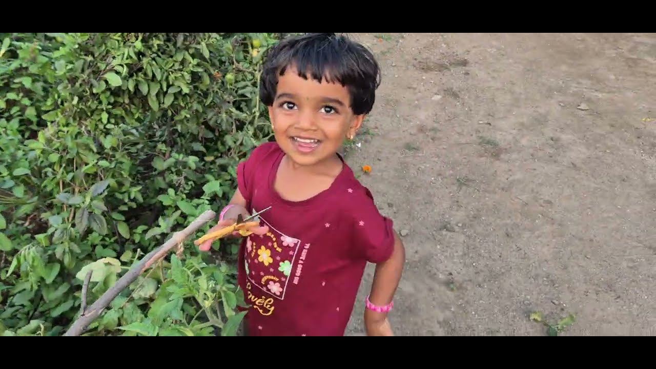 आराध्याने केली गार्डन मधील सगळी झाडे कट😃 भांड कुदळी आराध्या 😇kidsvideo ...