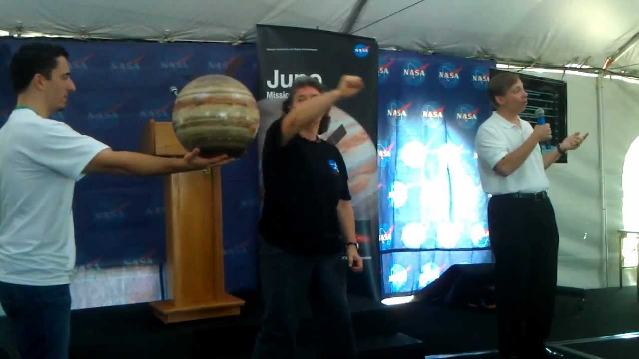 The Juno Dance... - YouTube