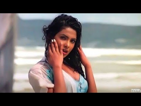 Aayega_Maza_Ab_Barsaat_Ka_-_Andaaz__--Love_Song__Akshay_Kumar__Priyanka_Chopra___Alka_Yagnik__Babul_