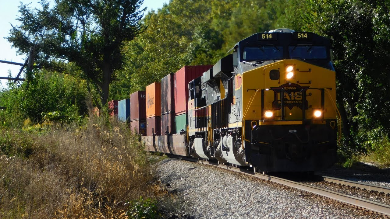 IAIS 514 East - Near Geneseo, IL - YouTube