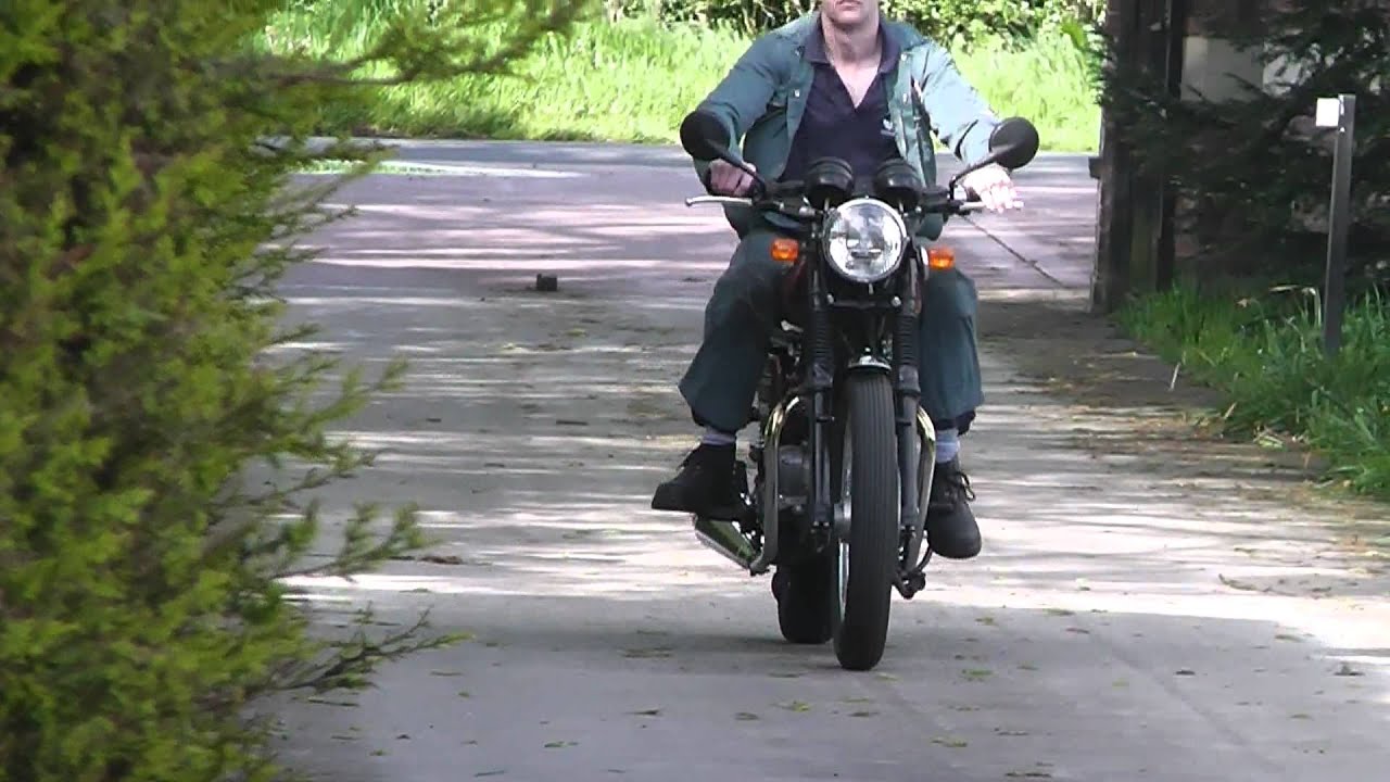 TRIUMPH TR65 001 - YouTube