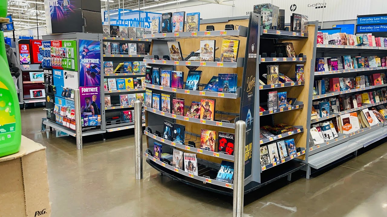DVD finds in walmart blu ray video hunt #walmart #movies - YouTube