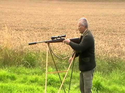 Southwick Quad Stalking Stick System - YouTube
