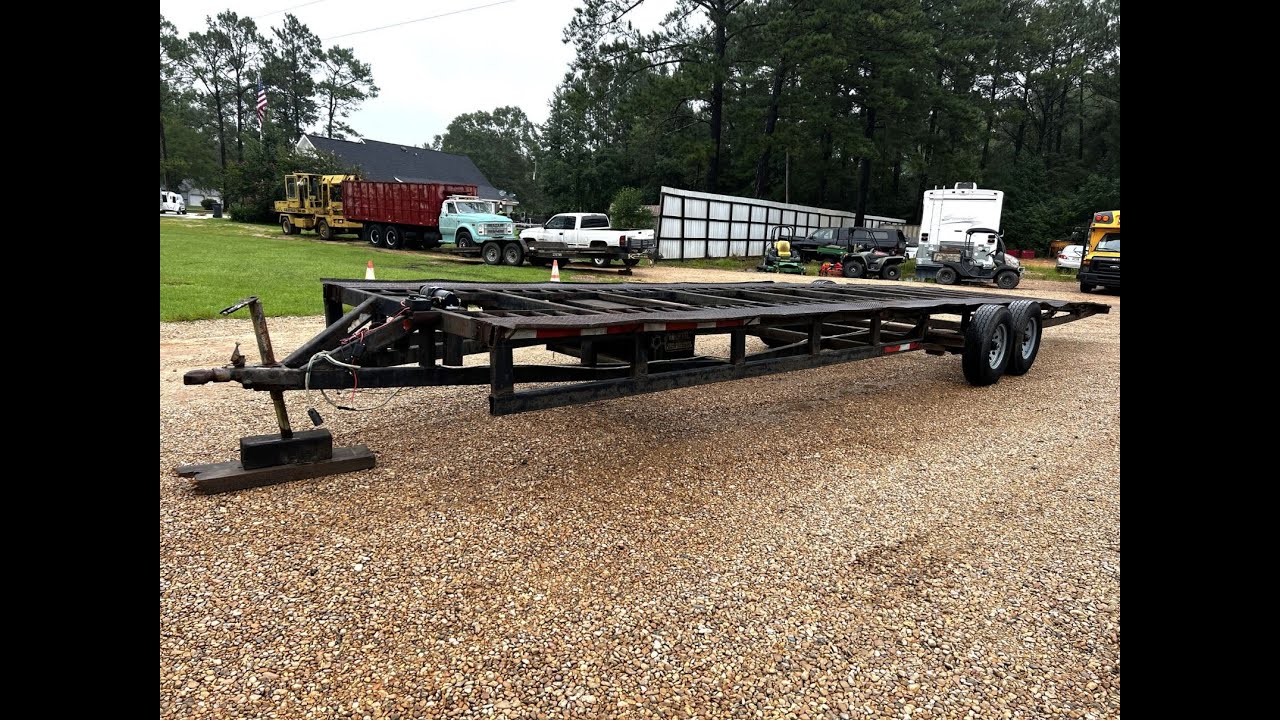 8' X 33' Custom Tandem Bumper Pull Car Hauler Trailer - YouTube