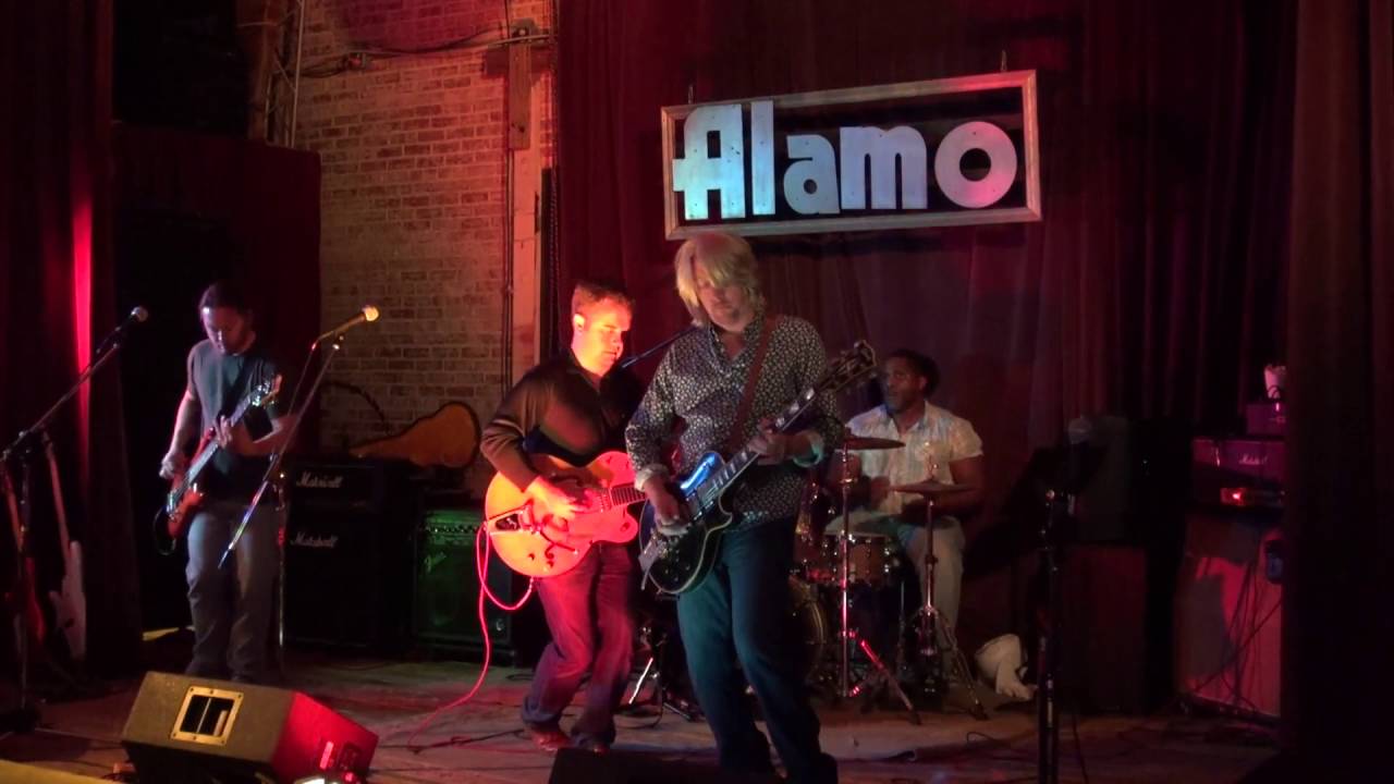 Wesley Budd, Doug, David, and Torrie play "Superstitious" at Musicology ...