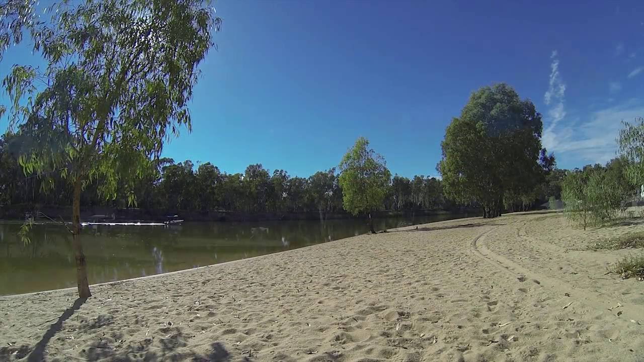 Finley Beach, Tocumwal Regional Park, Murray River, VIC - YouTube