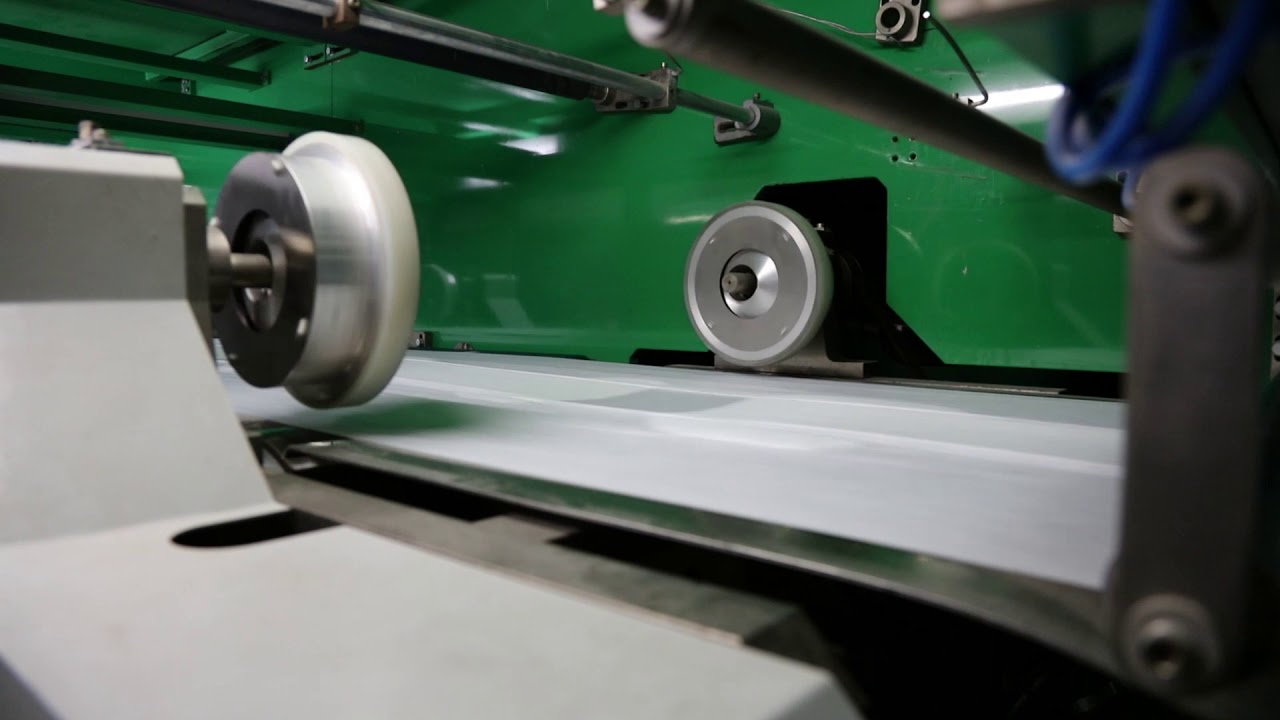 Exploring the production process: How a adult diaper machine make a ...