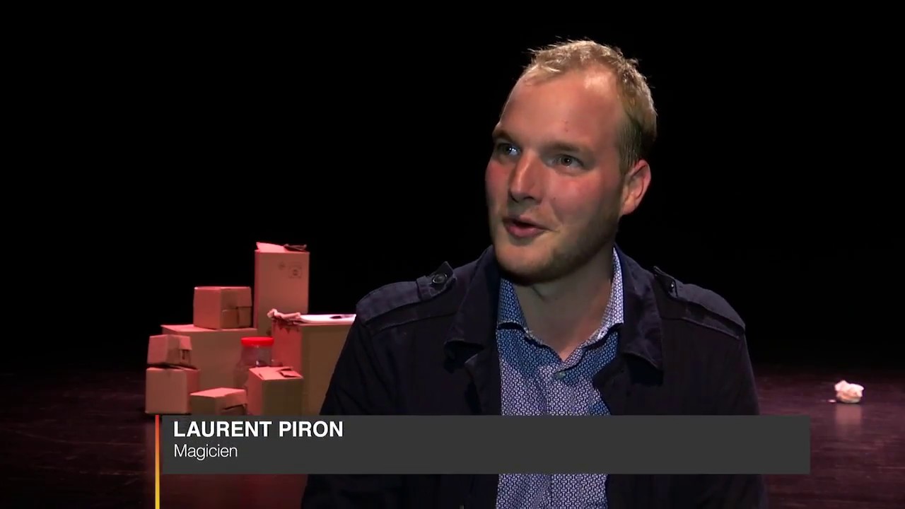 Laurent Piron - La magie nouvelle - Interview Vedia - YouTube