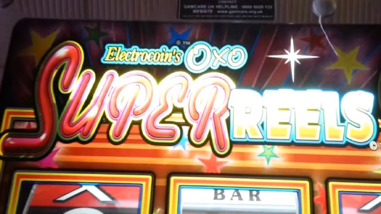 OXO Super Reels Fruit Machine at Walton Pier - (DJstevester Shoutout ...
