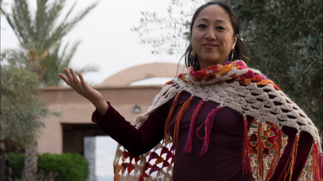 Khanthaly du Mékong: l'Art du Toucher, EMI et l'Amour du Maroc - YouTube