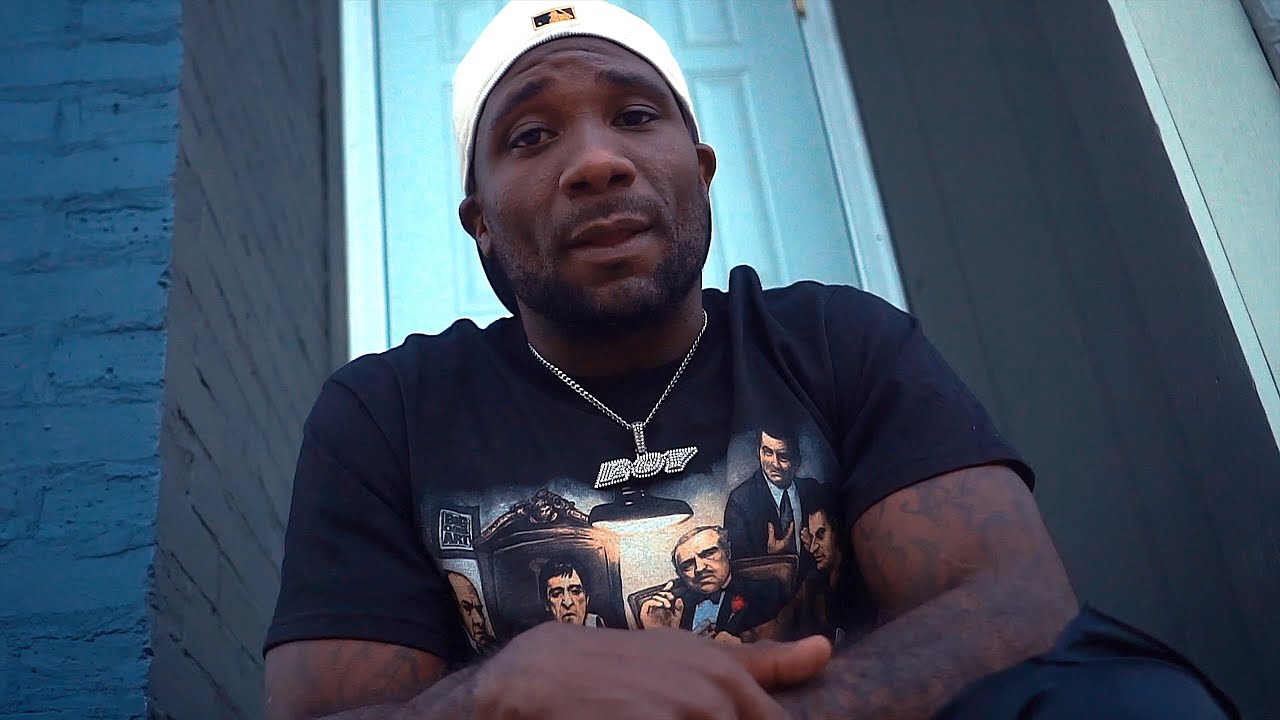 Roy Trillest - Gang Activity (Official Music Video)Dir.Room Rari - YouTube