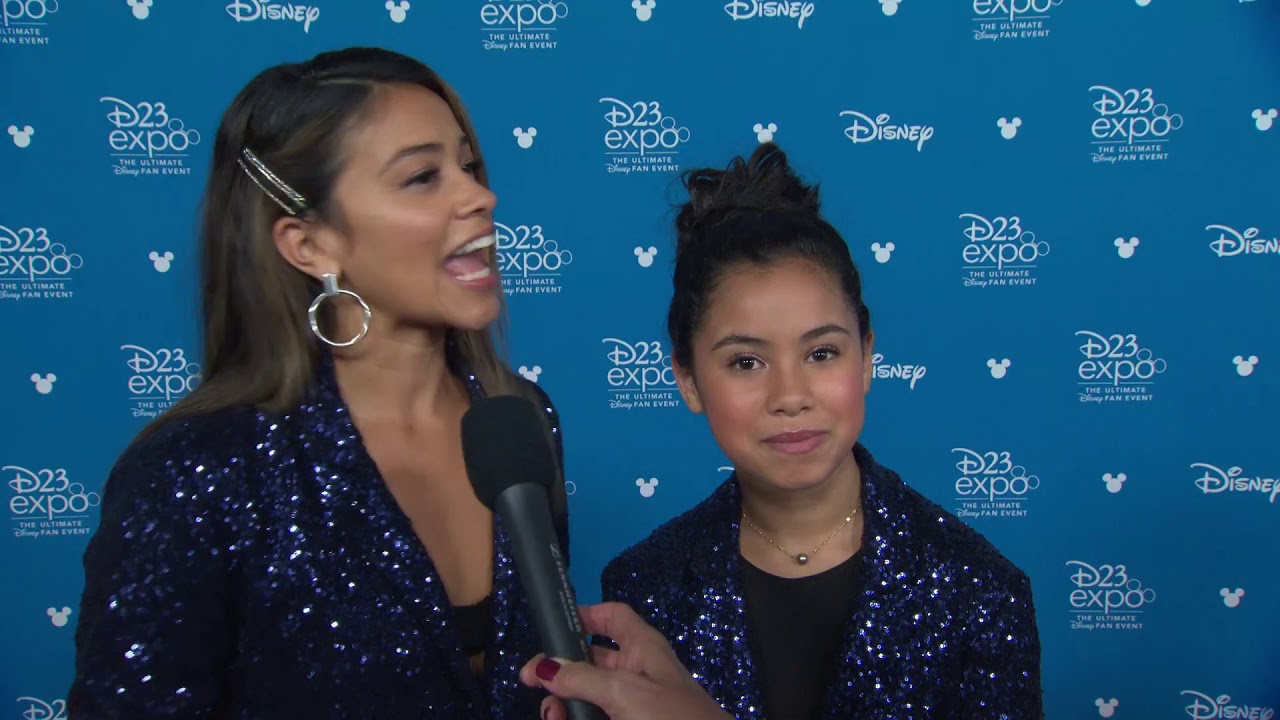 Gina Rodriguez Tess Romero D23 Expo Diary of a Female President ...