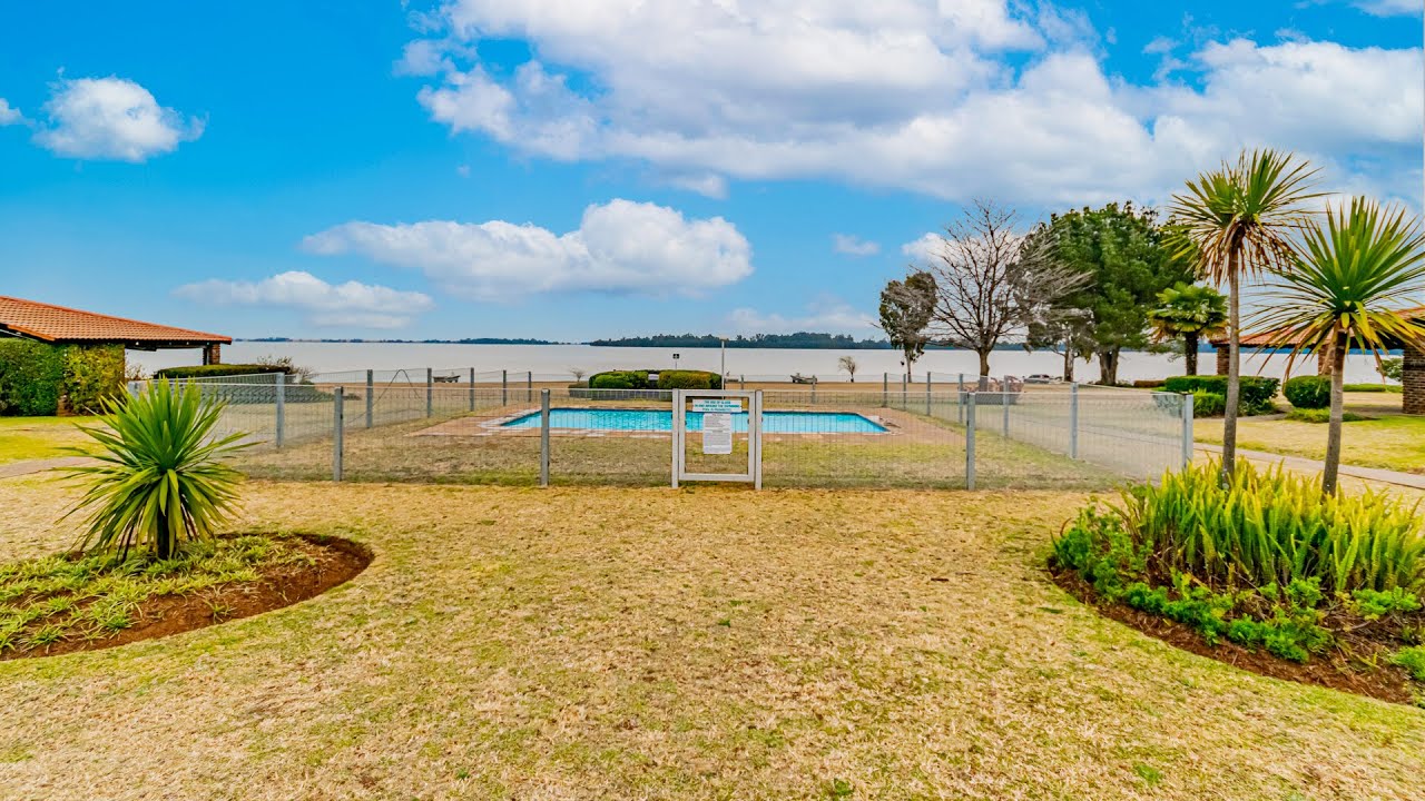 Waterfront unit at the Vaal Dam with stunning views. - YouTube