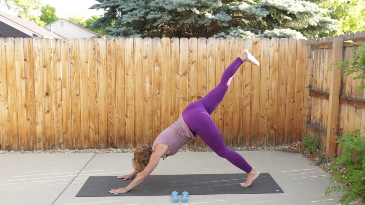 Feisty Yogini - Yoga STRONG Express with Weights (Intermediate Level ...