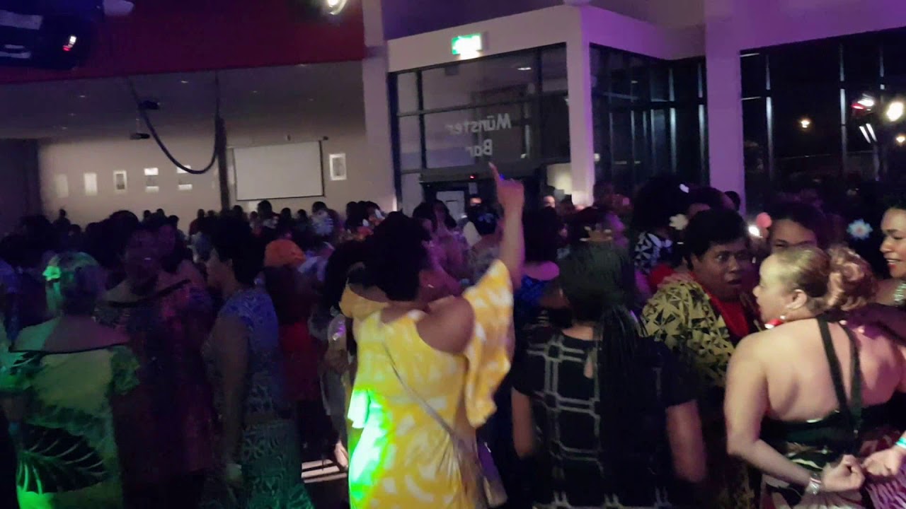 Fiji Day UK 2018 - Perfect 7 Band - Buna Isa Lei Buna - YouTube