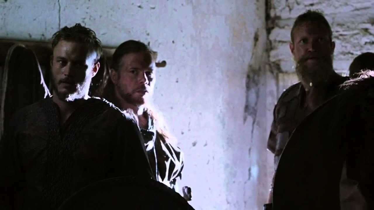 Jade Quarry defends garrison against TW - YouTube