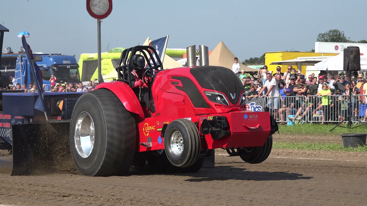 Tractor Pulling Limited Super Stock Sonsbeck 2021 by MrJo - YouTube