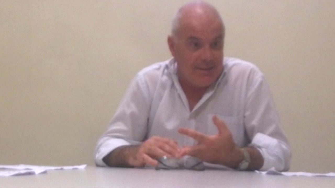 Entrevista a Gerardo Jauri Colegio La Mennais - YouTube