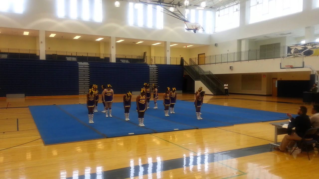 2013 Lovejoy Middle School Cougar Cheerleaders' First Competition - YouTube