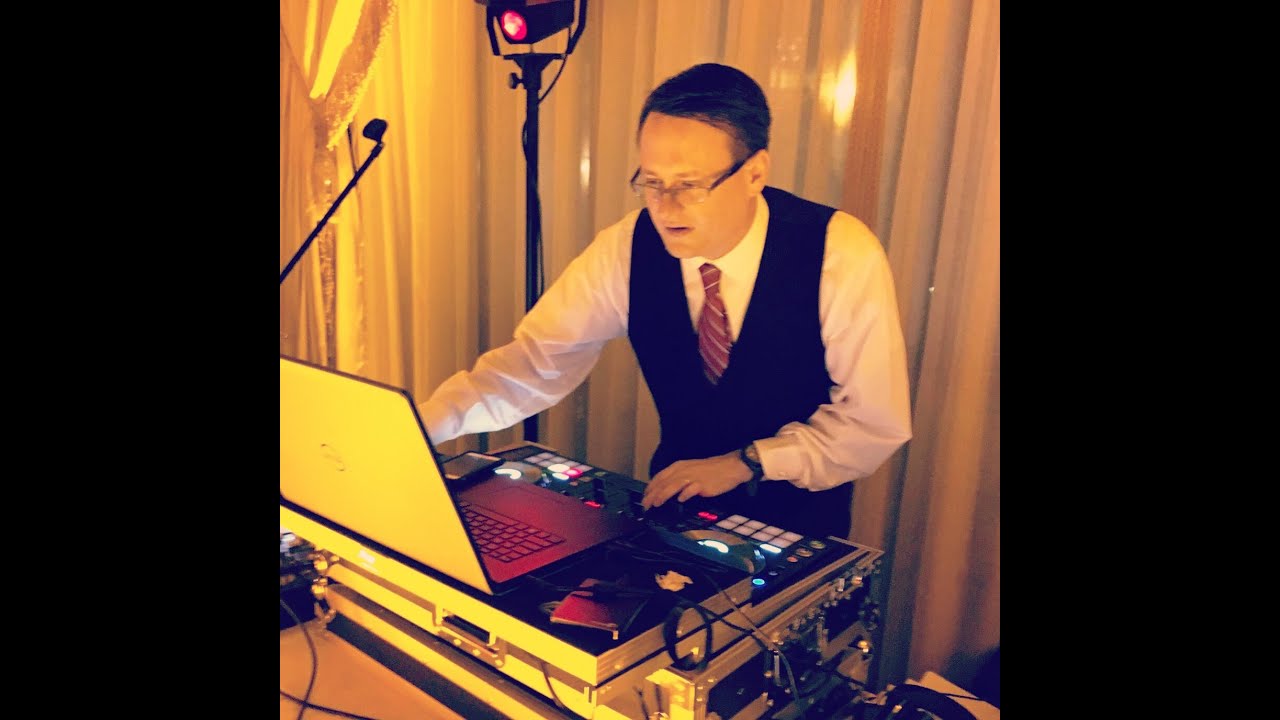 DJ Gregg Ambient on the Mixing Board at Nassau Inn - YouTube