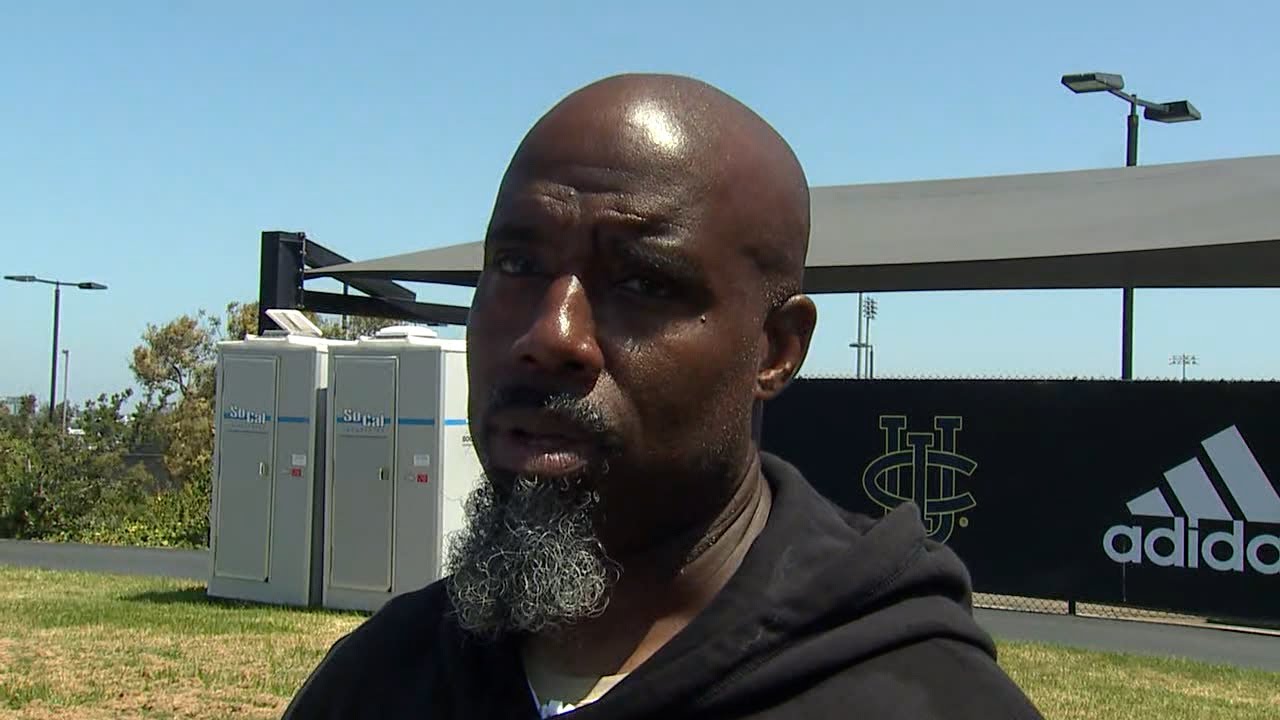 Saints WR Coach Keith Williams speaks on Day 3 of training camp - YouTube