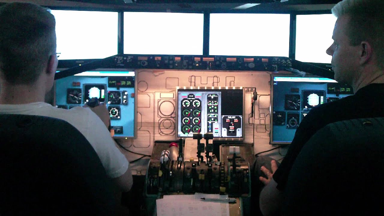 Mobil MD-80 Cockpit - YouTube