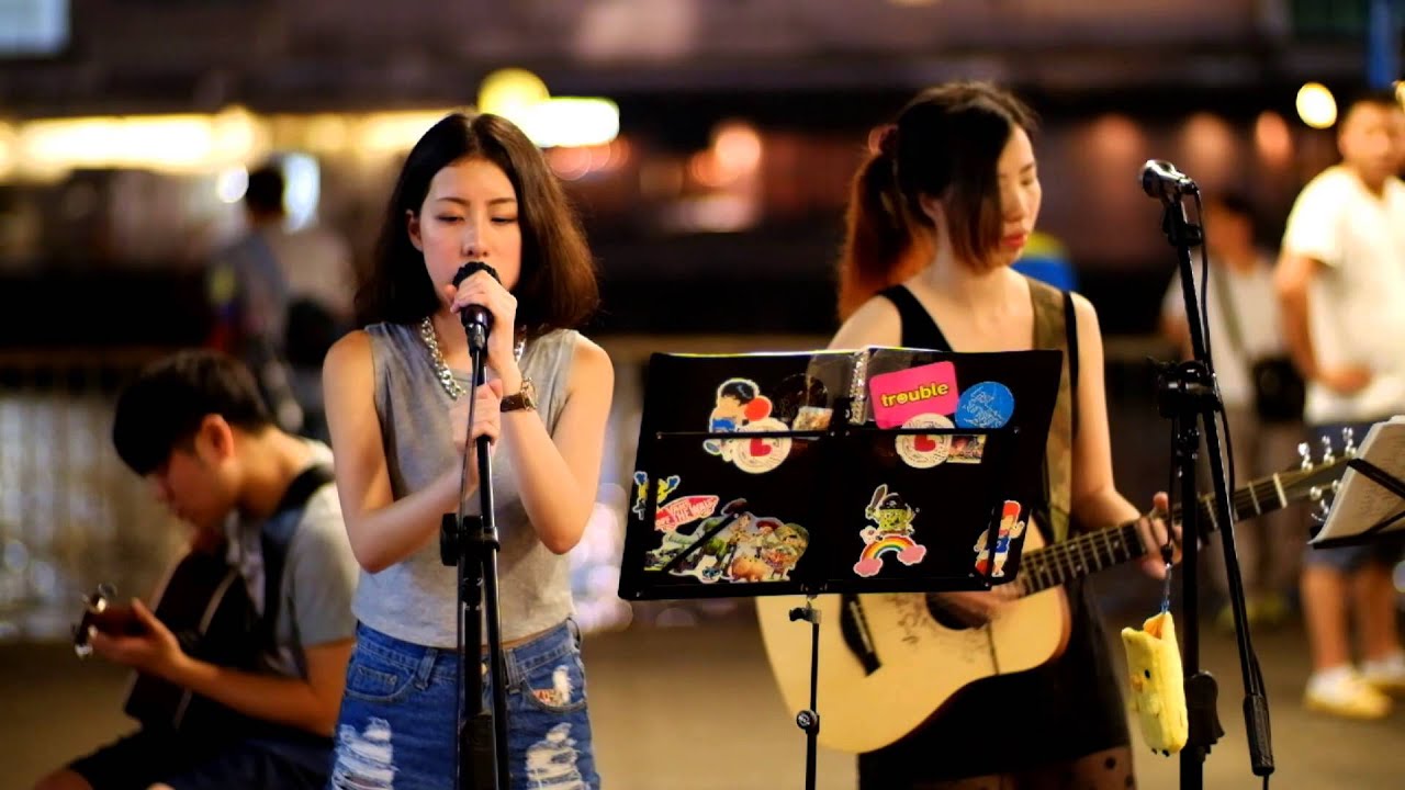 Lesley @ Back to Back cover 至少還有你 - YouTube