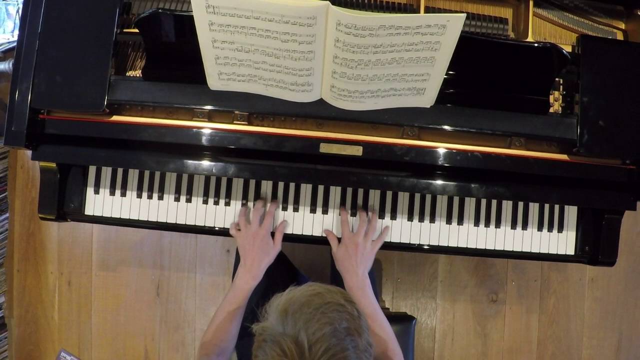 ABRSM Grade 8 Piano 2017 18 A1 Bach Gigue YouTube abrsm-grade-8-piano-2017-18-a1-bach-gigue-youtube