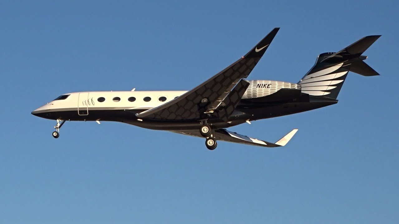 Nike's Gulfstream G650(ER)(N1KE) arriving at Las Vegas! - YouTube